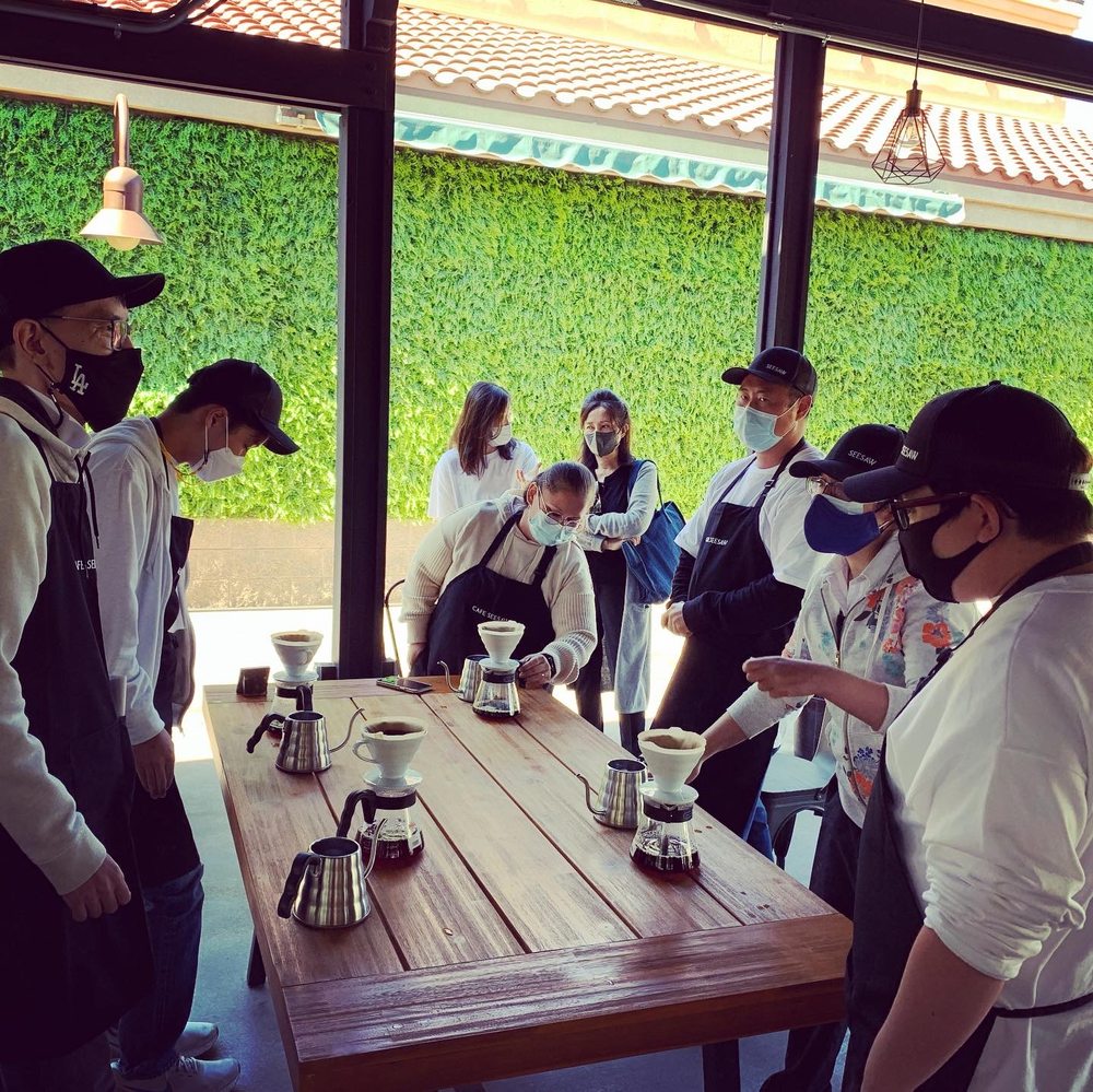 Freshly Roasted To Your Door - Coffee Bean Online – Seesaw Coffee